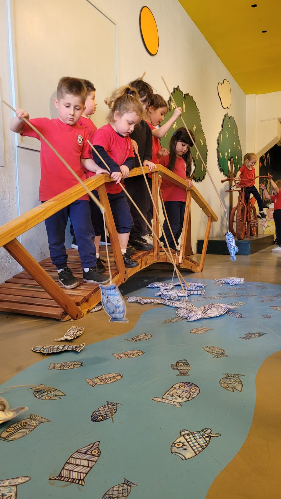 Salitas de 4 visitamos el museo «Barrilete» – Colegio de María